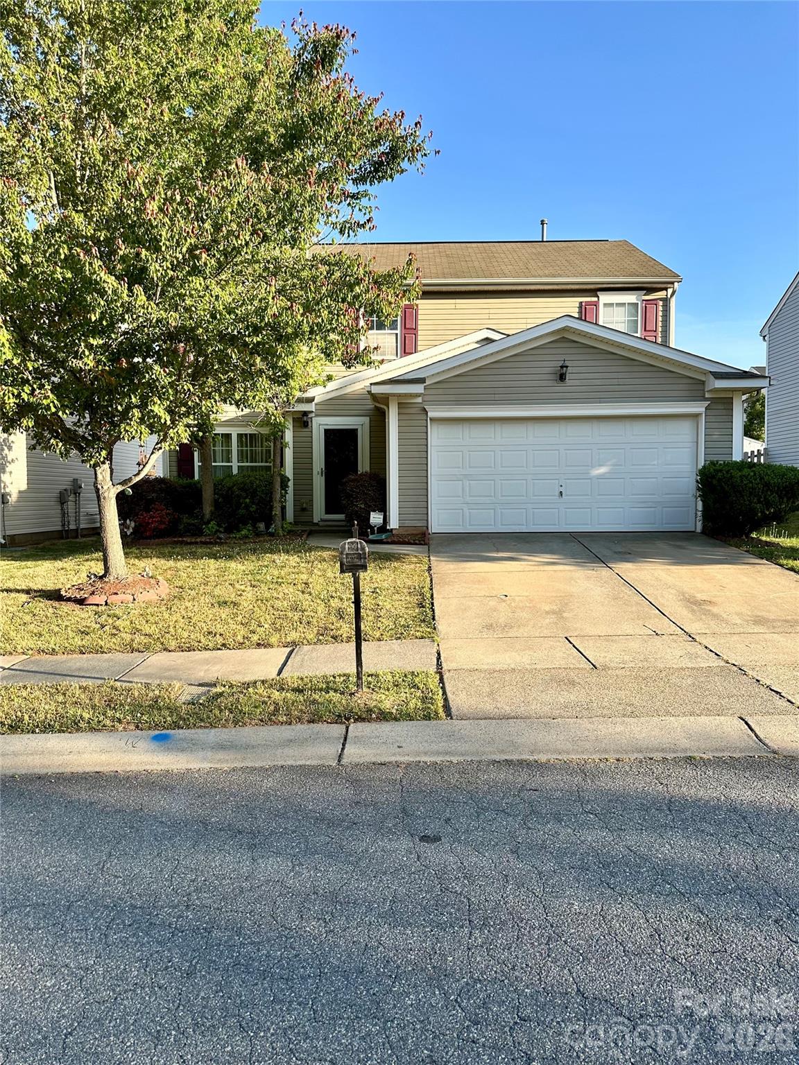 Photo 2 of 4722 Mortonhall Road, Charlotte, NC