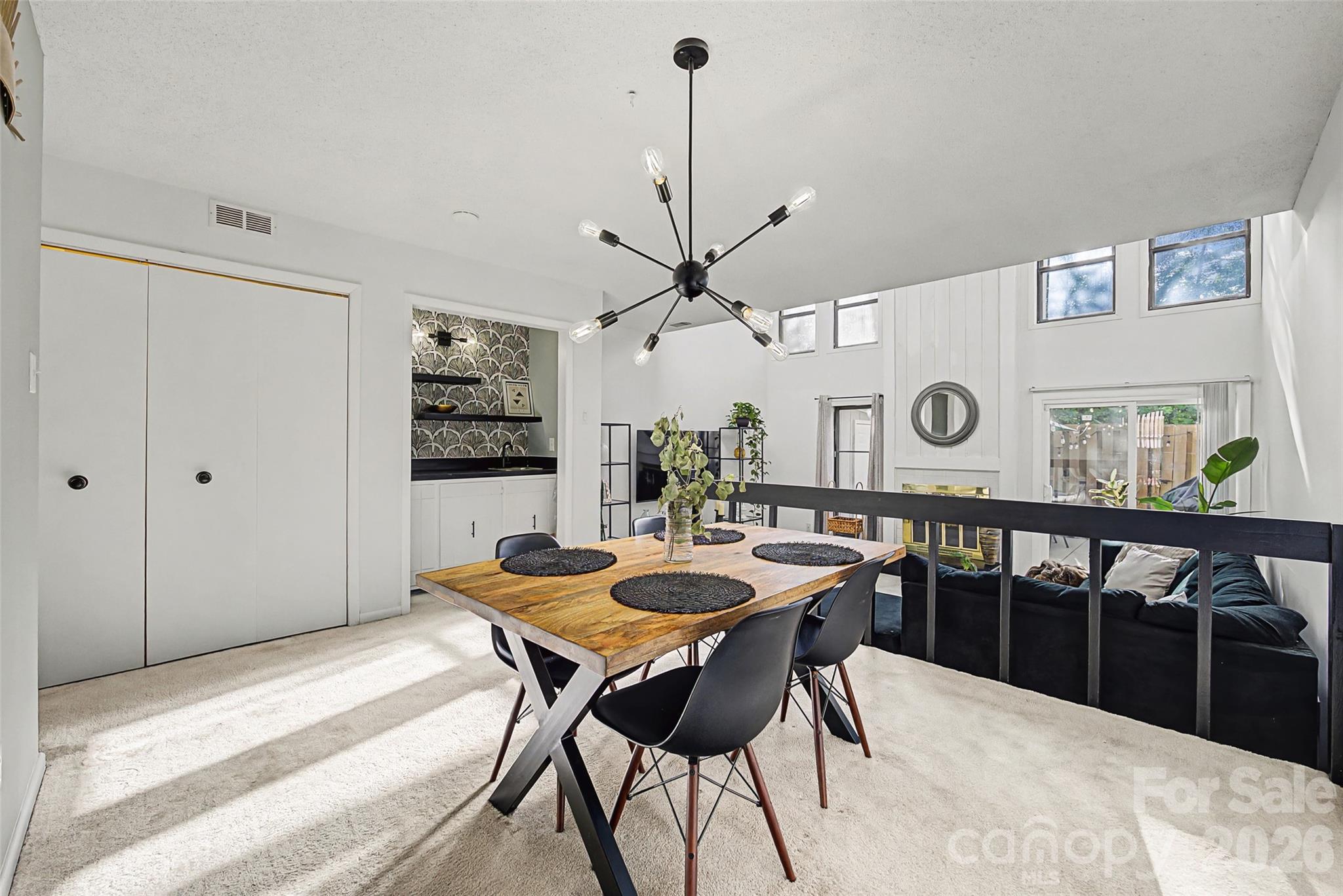 Photo 14 of 7911 Charter Oak Lane, Charlotte, NC