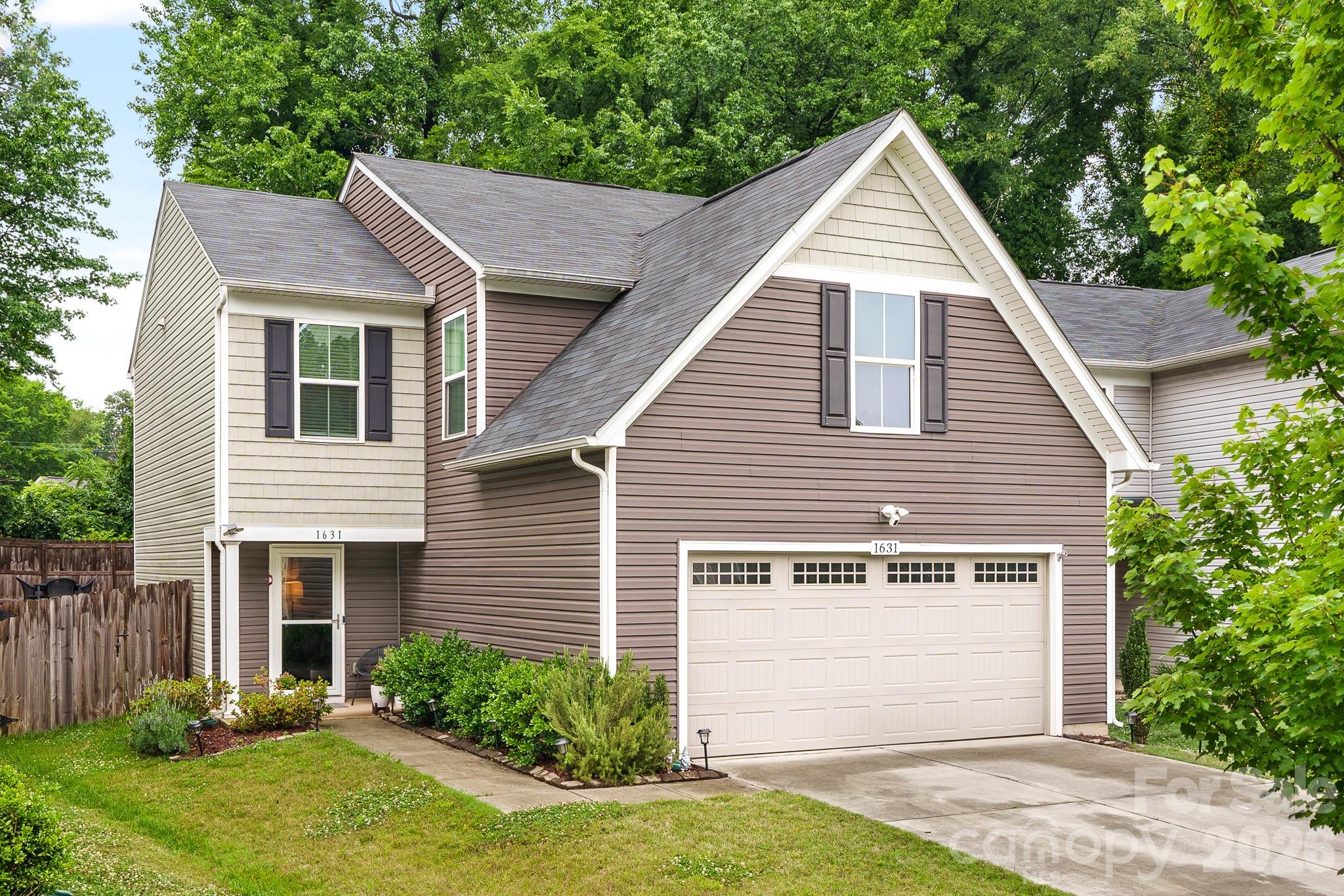 Photo 2 of 1631 Hooper Court, Charlotte, NC