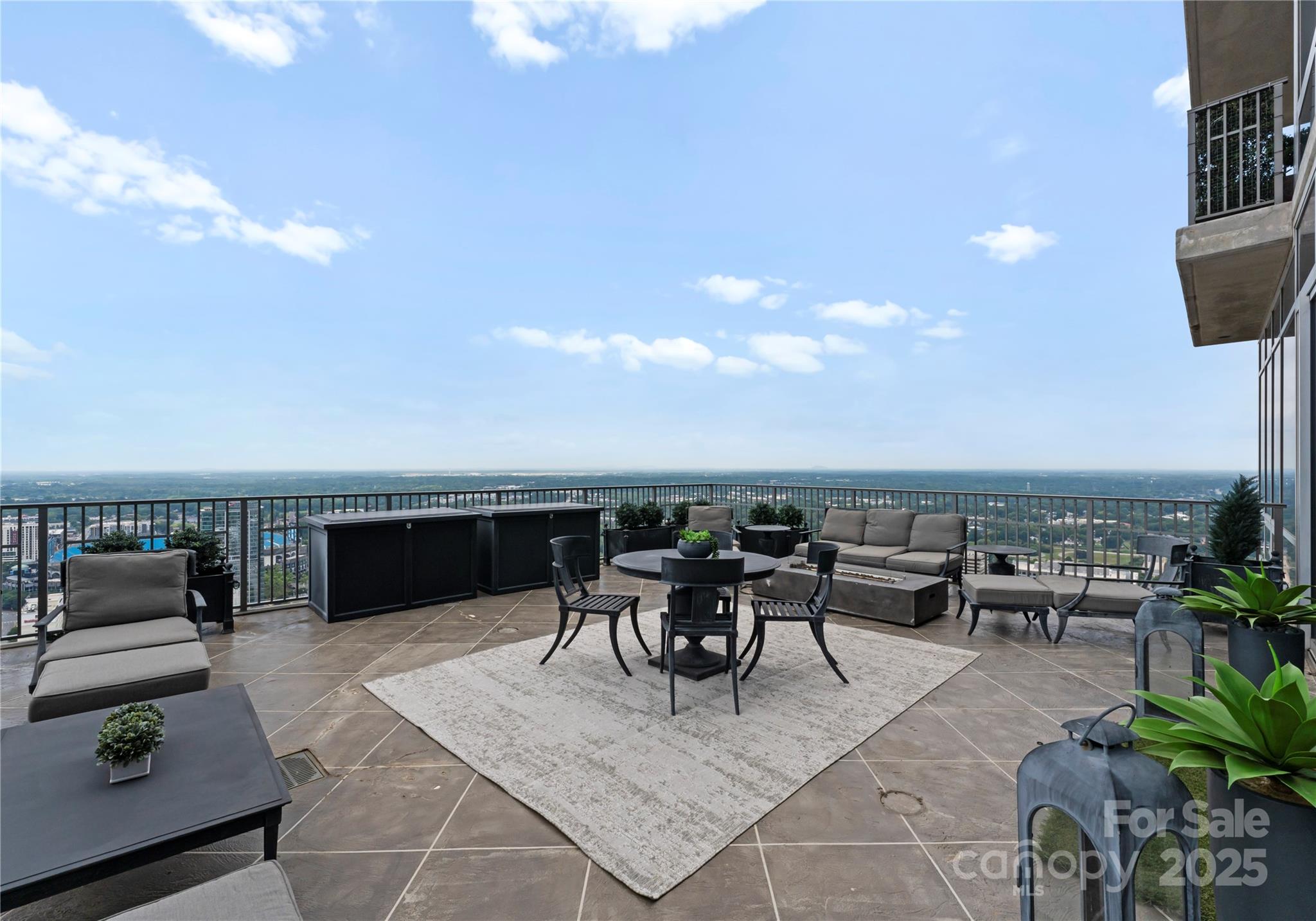 Photo 20 of 215 N Pine Street4301/4302, Charlotte, NC