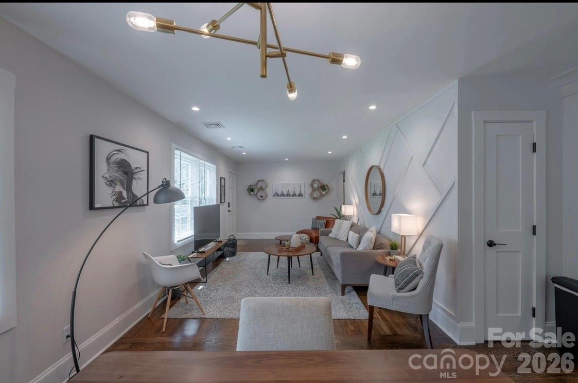 Photo 5 of 523 Kenlough Drive, Charlotte, NC