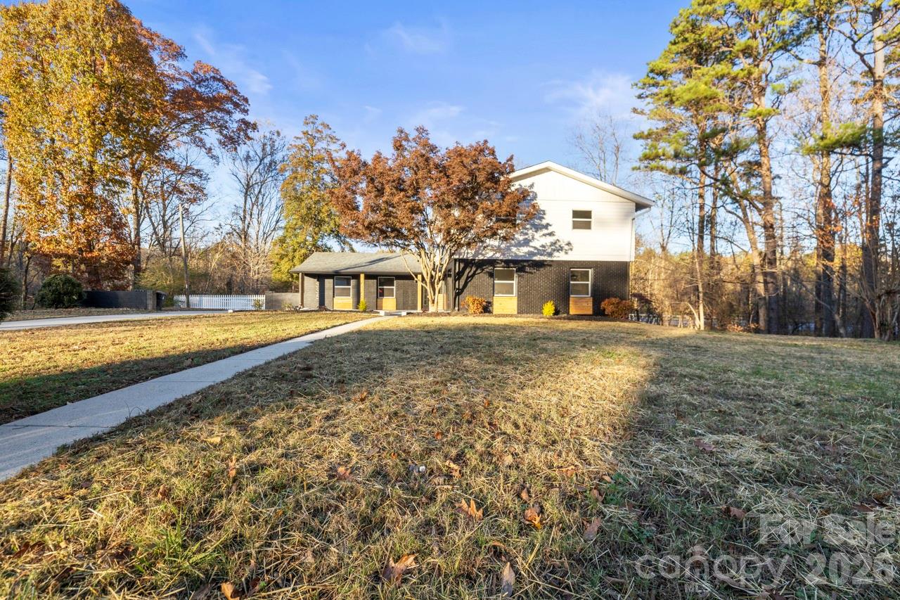 Photo 2 of 335 Eastcliff Drive SE, Concord, NC