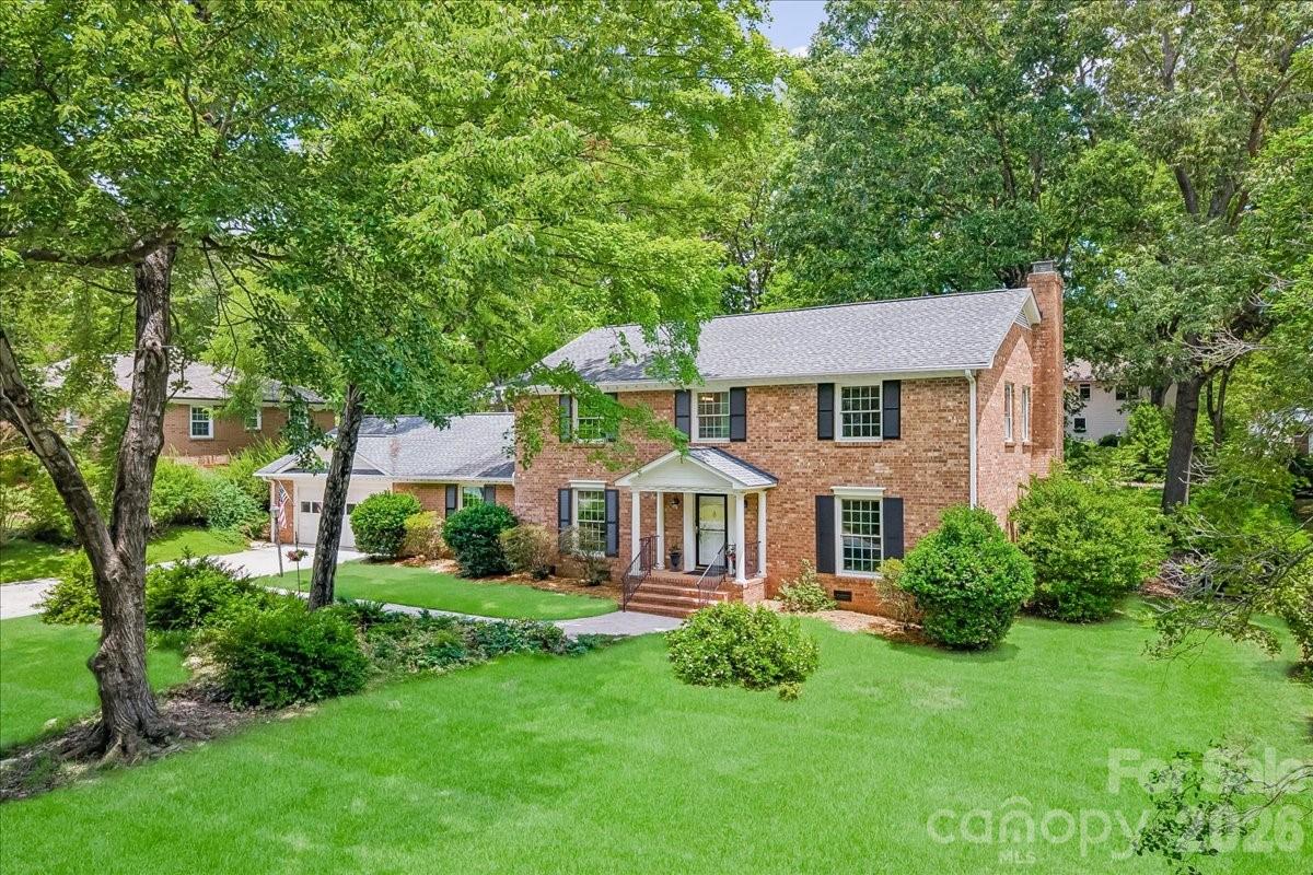 Photo 3 of 1024 Court Drive, Charlotte, NC