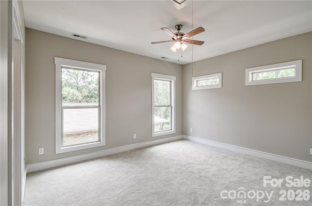 Photo 21 of 10136 Fairlea Drive, Charlotte, NC