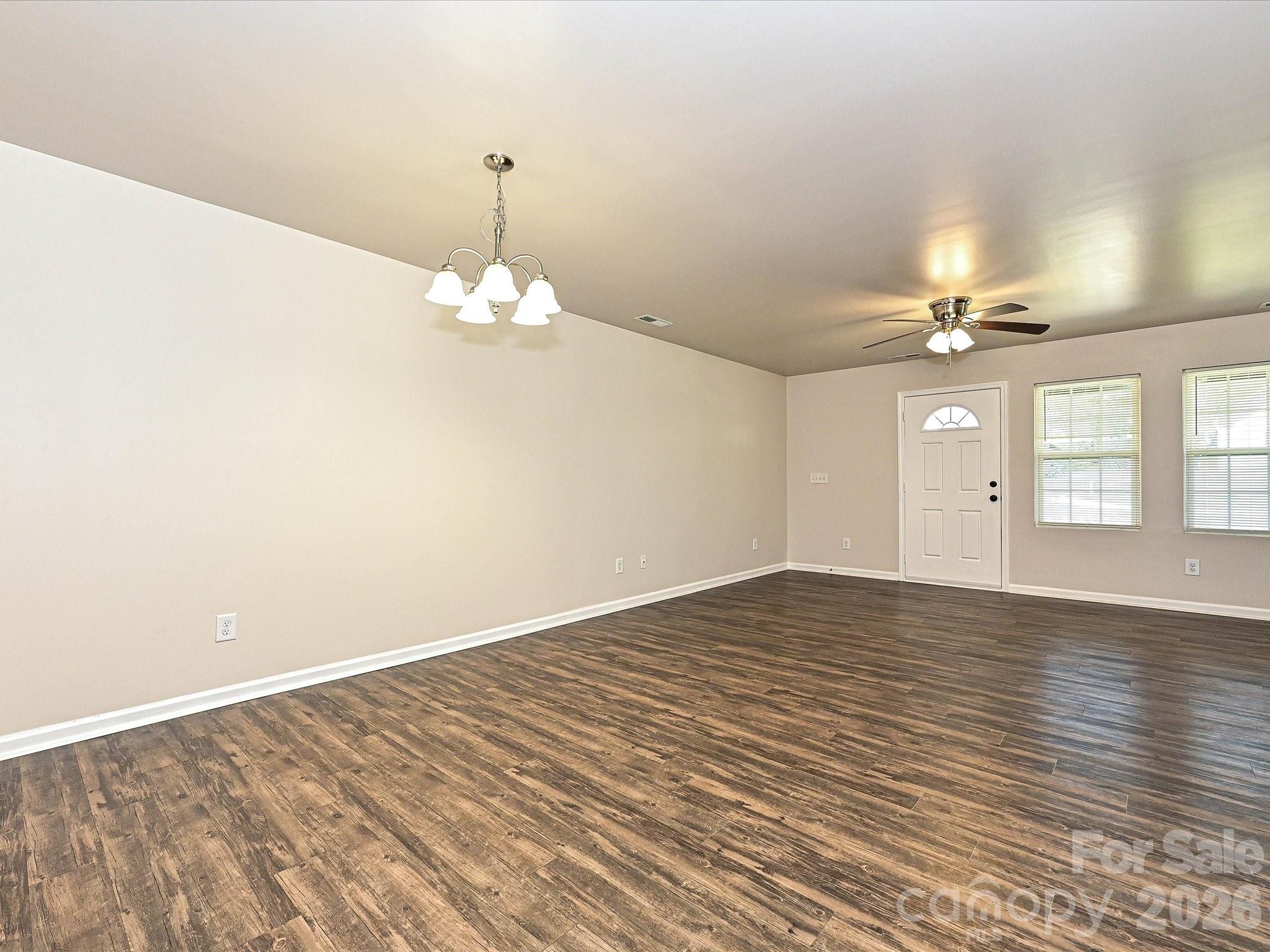 362 E Mills Avenue, Mooresville, NC - photo 7 of 22