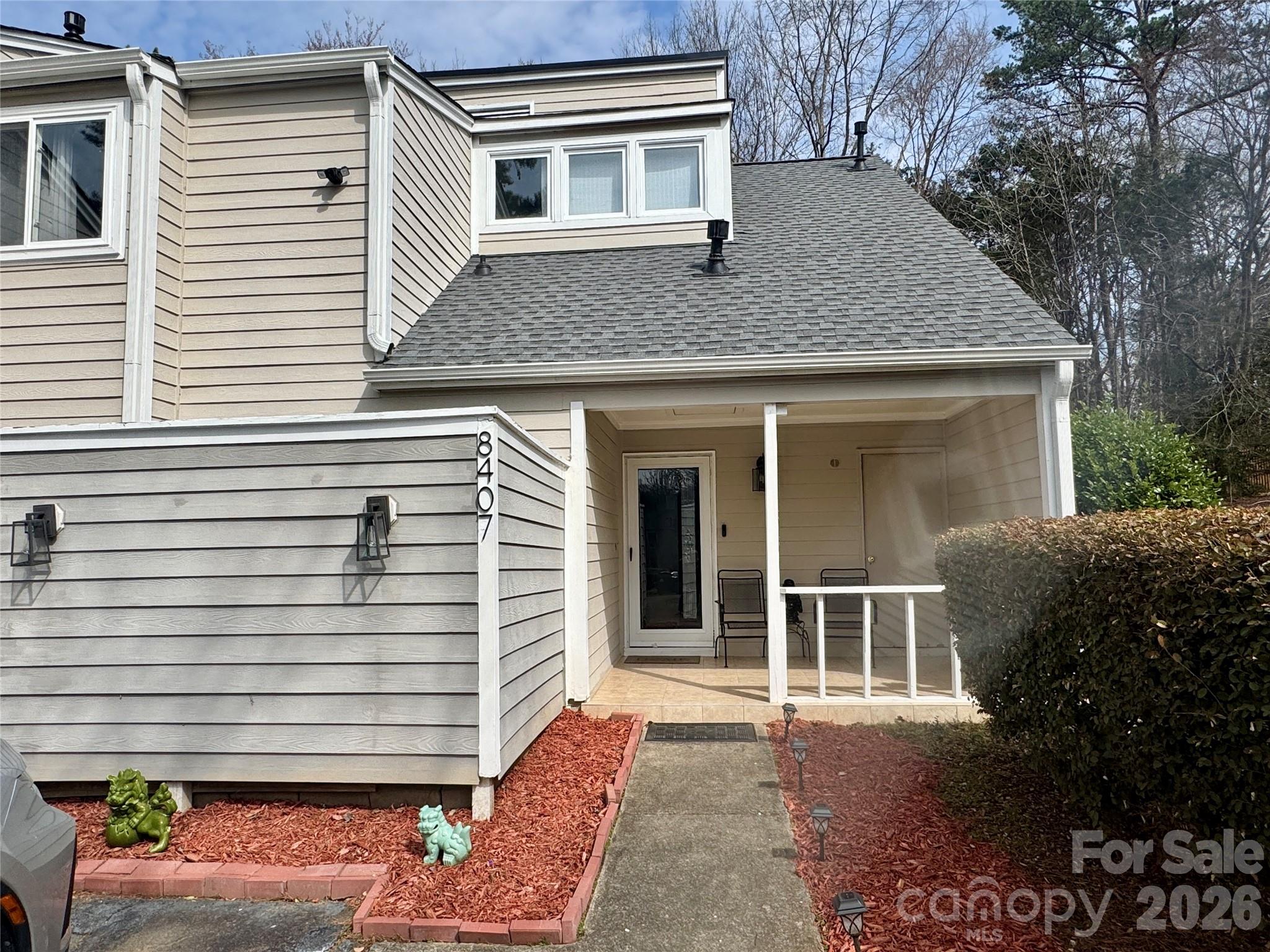 Photo 4 of 8407 Cricket Lake Drive, Charlotte, NC