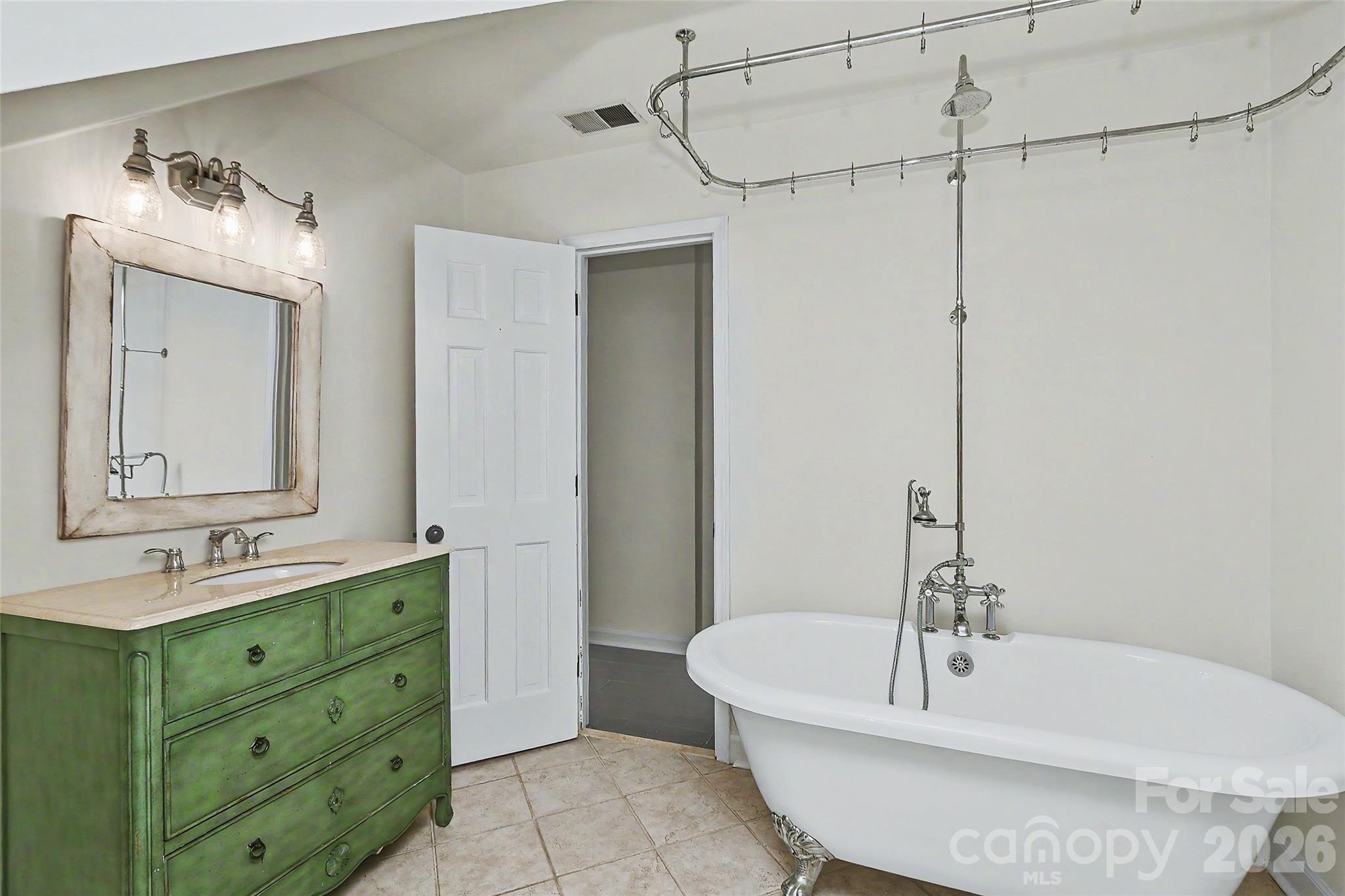 Photo 32 of 6117 Cherry Tree Lane, Charlotte, NC