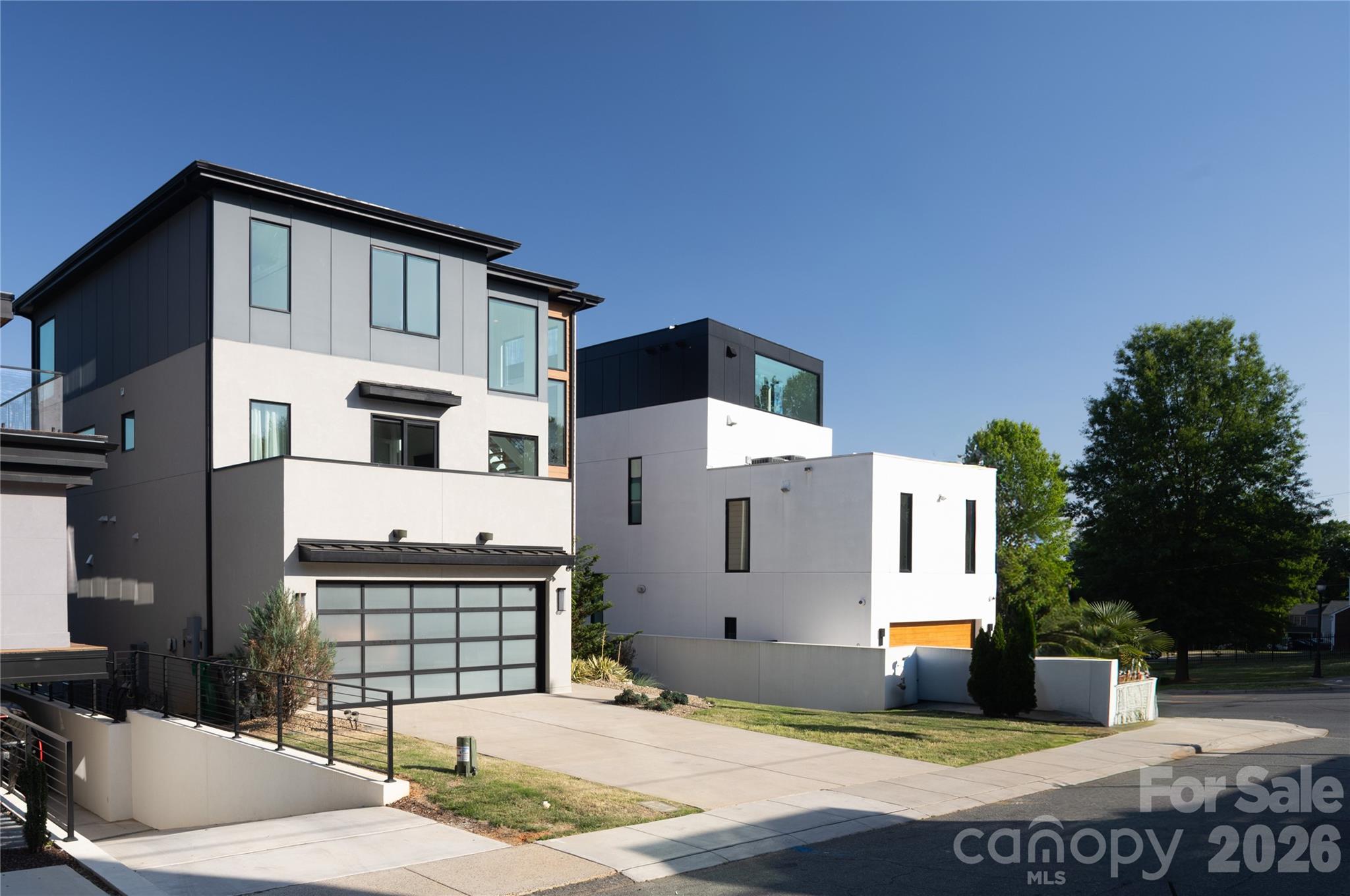 308 Frazier Avenue, Charlotte, NC - photo 2 of 47
