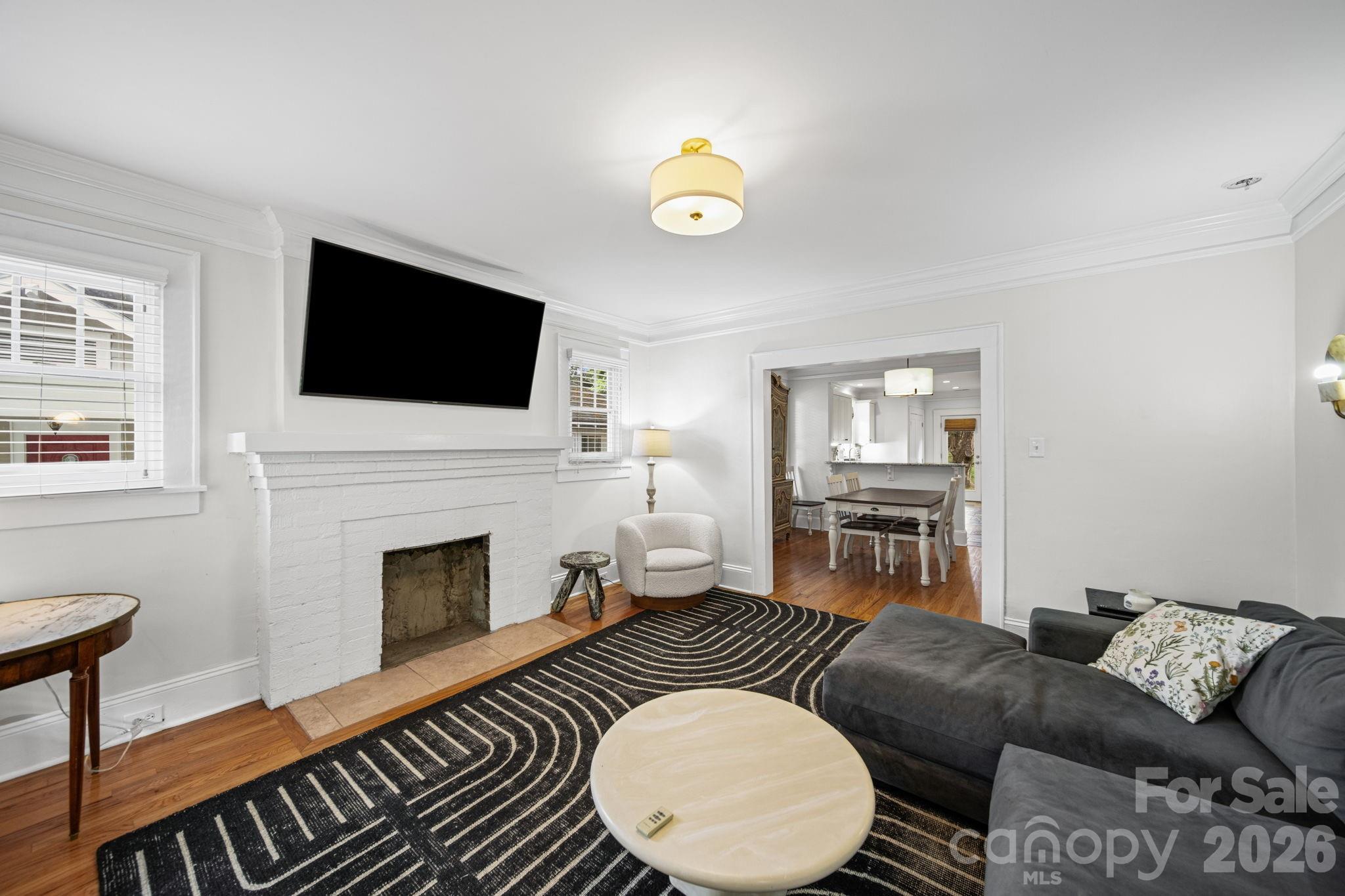 Photo 5 of 320 Westwood Avenue, Charlotte, NC
