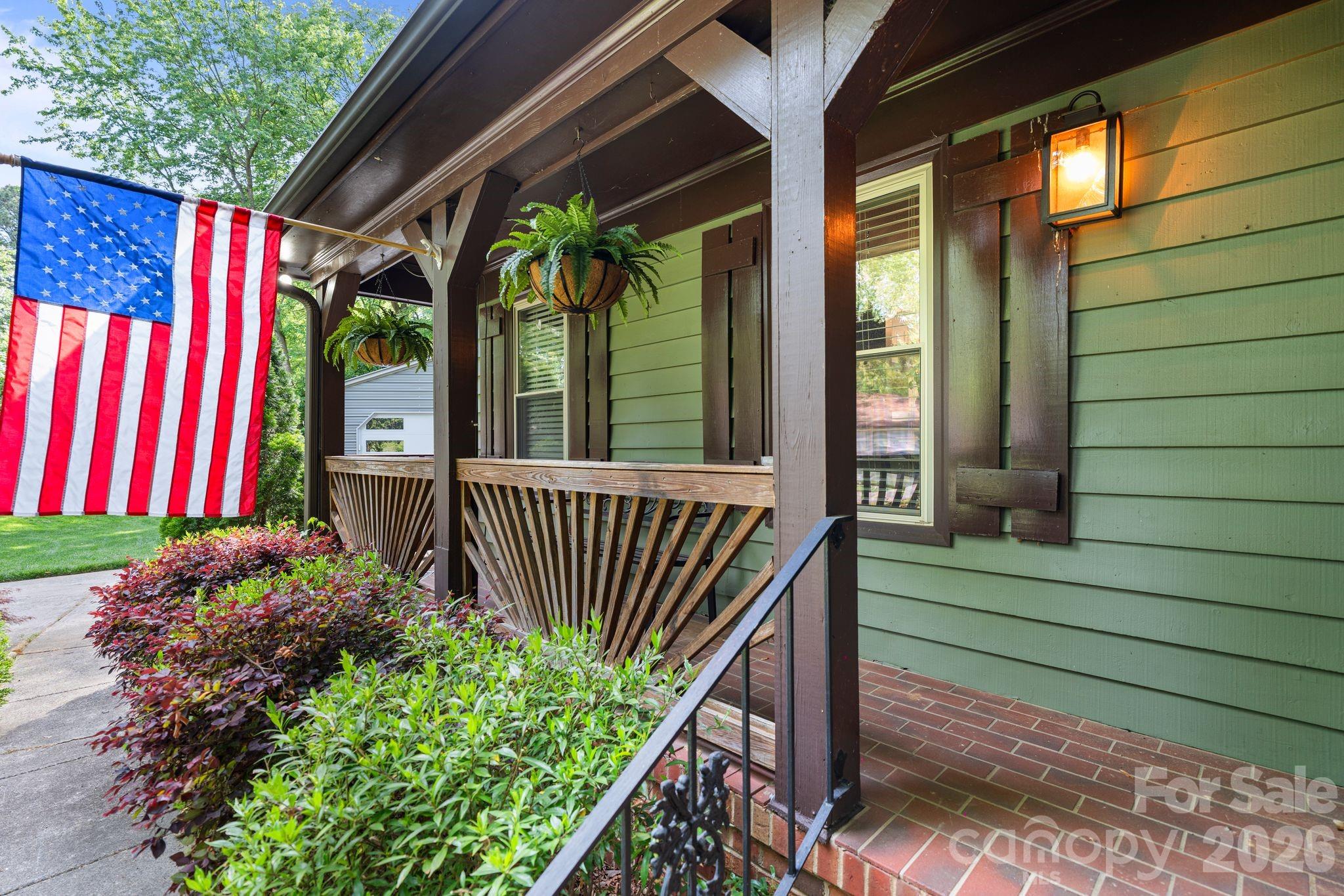 Photo 4 of 6129 Old Meadow Road, Mint Hill, NC
