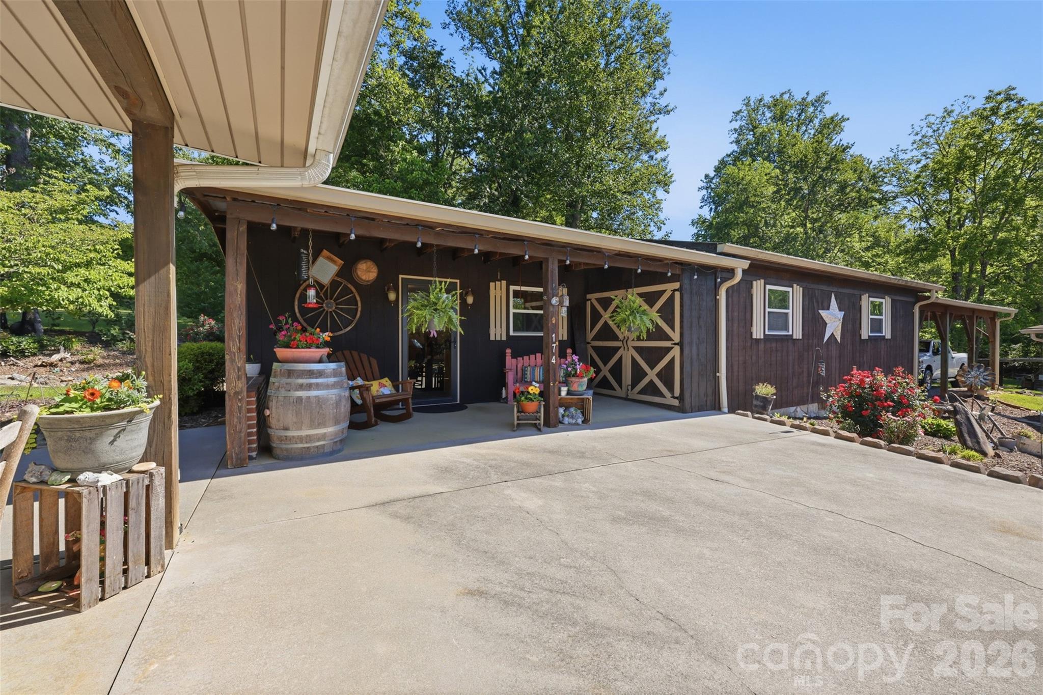 176 + 174 Oak Hollow Road, Union Grove, NC - photo 12 of 49