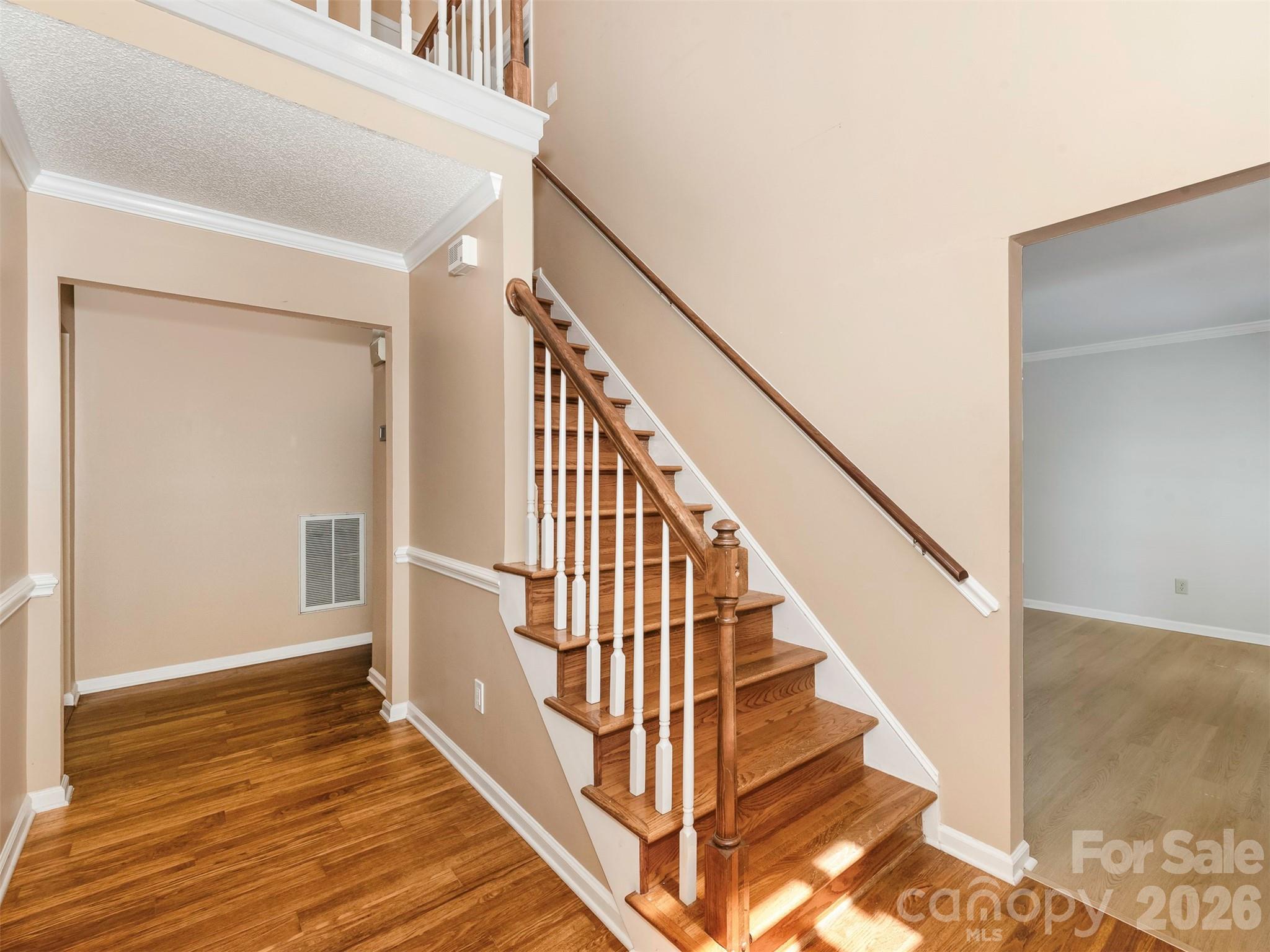 Home for sale at 14437 Raynham Drive, Charlotte, NC — photo 4 of 41