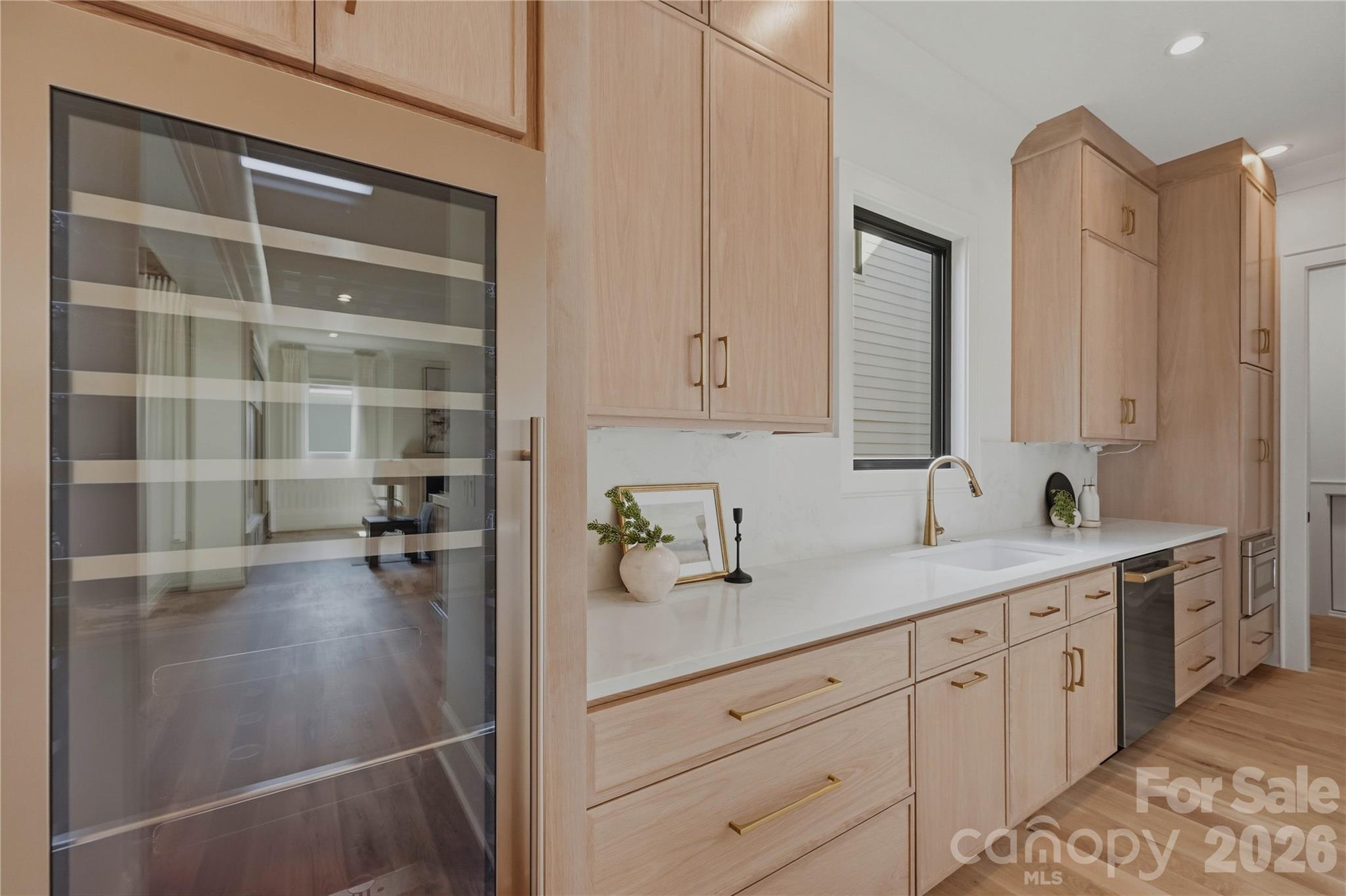 Photo 7 of 709 Bertonley Avenue, Charlotte, NC