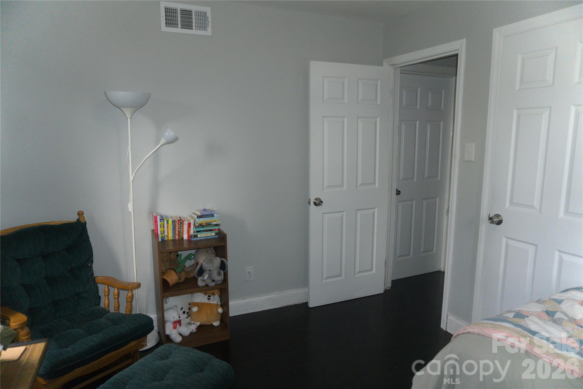 2851 Burbank Drive, Charlotte, NC - photo 16 of 31