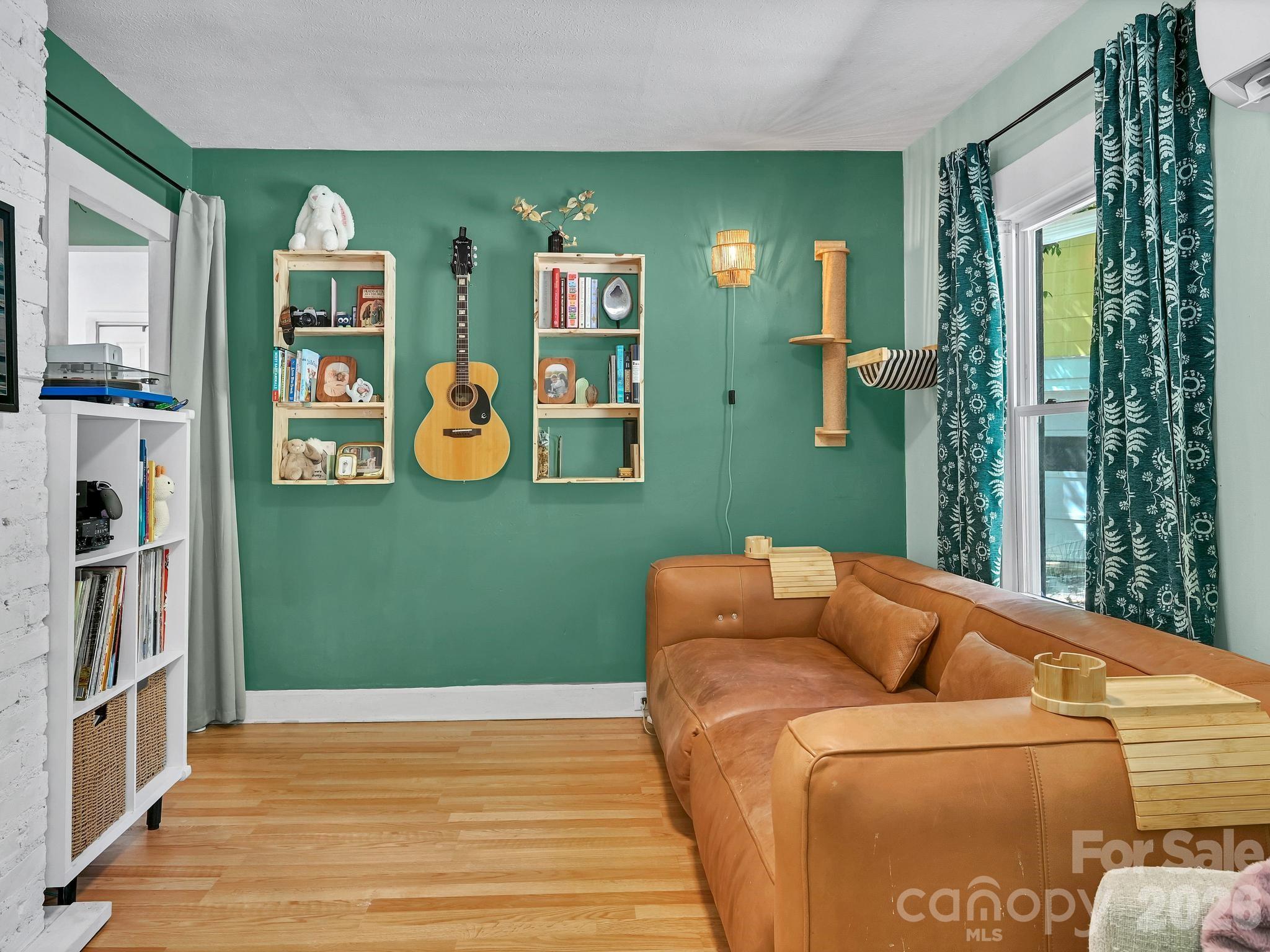 24 Chatham Road, Asheville, NC - photo 3 of 35