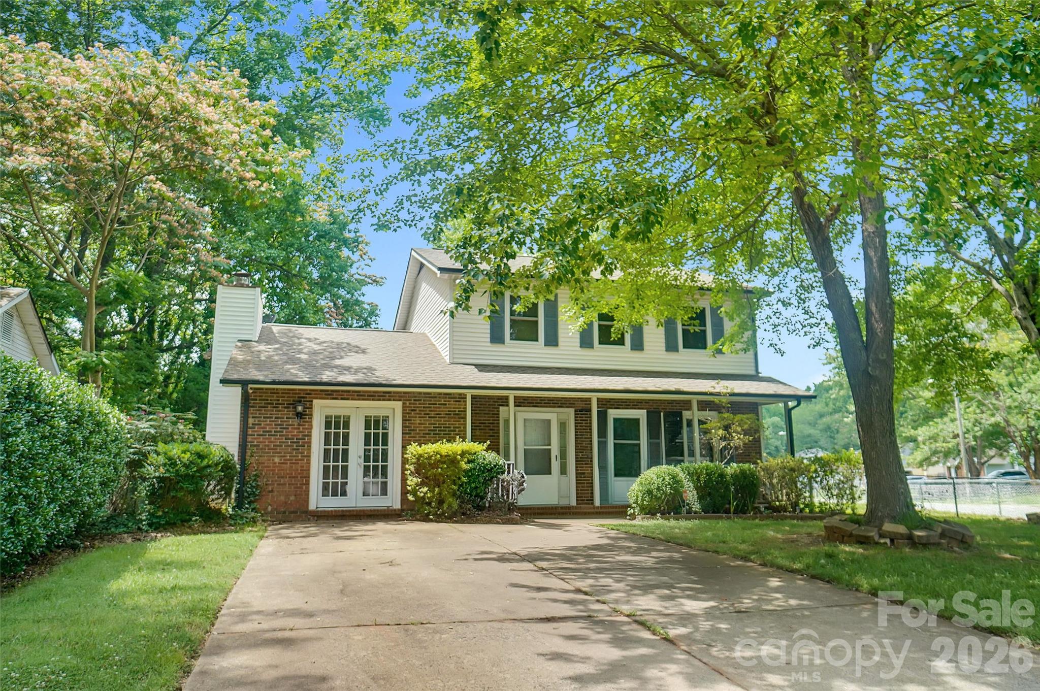 Home for sale at 900 Highland Mist Lane, Charlotte, NC — photo 1 of 48