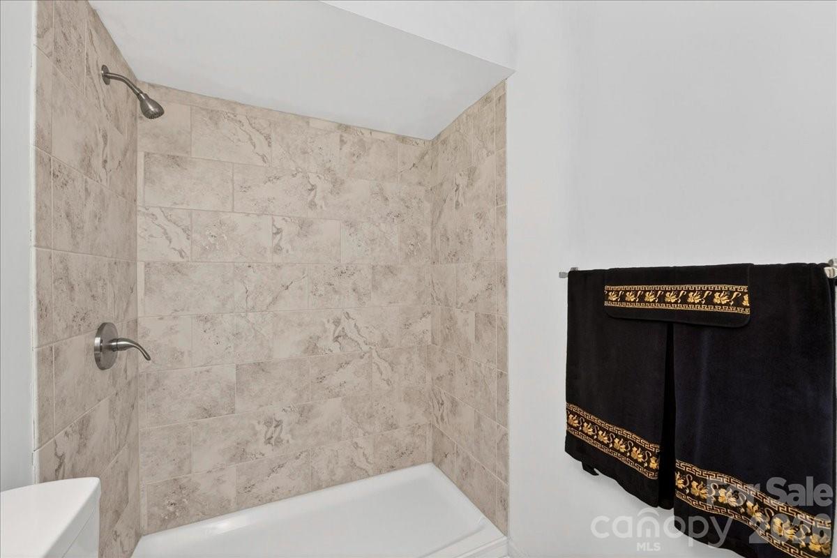 Photo 34 of 830 Sardis Cove Drive, Charlotte, NC
