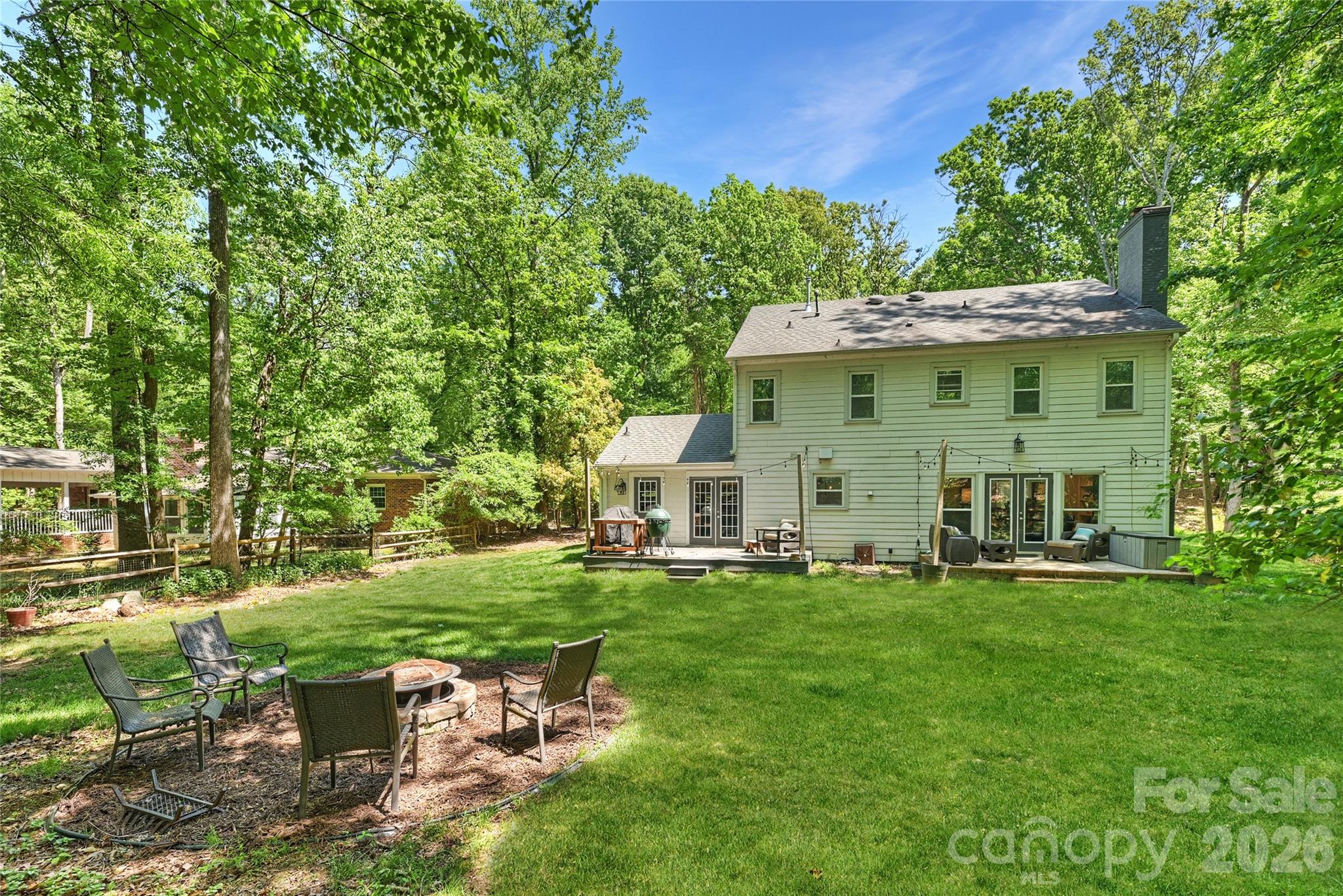 Photo 2 of 5525 Lancelot Drive, Charlotte, NC
