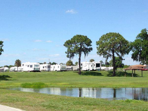 RV park in Lakeland, FL: Sanlan RV & Golf Resort 665588