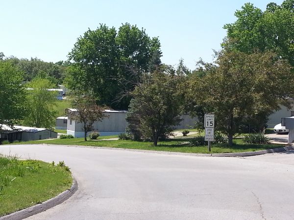 Oakland Manor - mobile home park in Festus, MO 395112