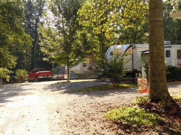 Sundowner Campgrounds - RV park in Hayesville, NC 92753