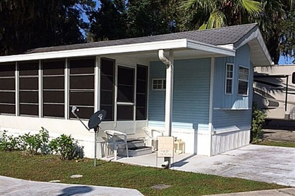 Park Model and 2 deeded lots - RV lot for sale in Welaka, FL 582135