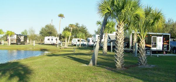 RV Park in Palmdale, FL: Sabal Palm RV Resort