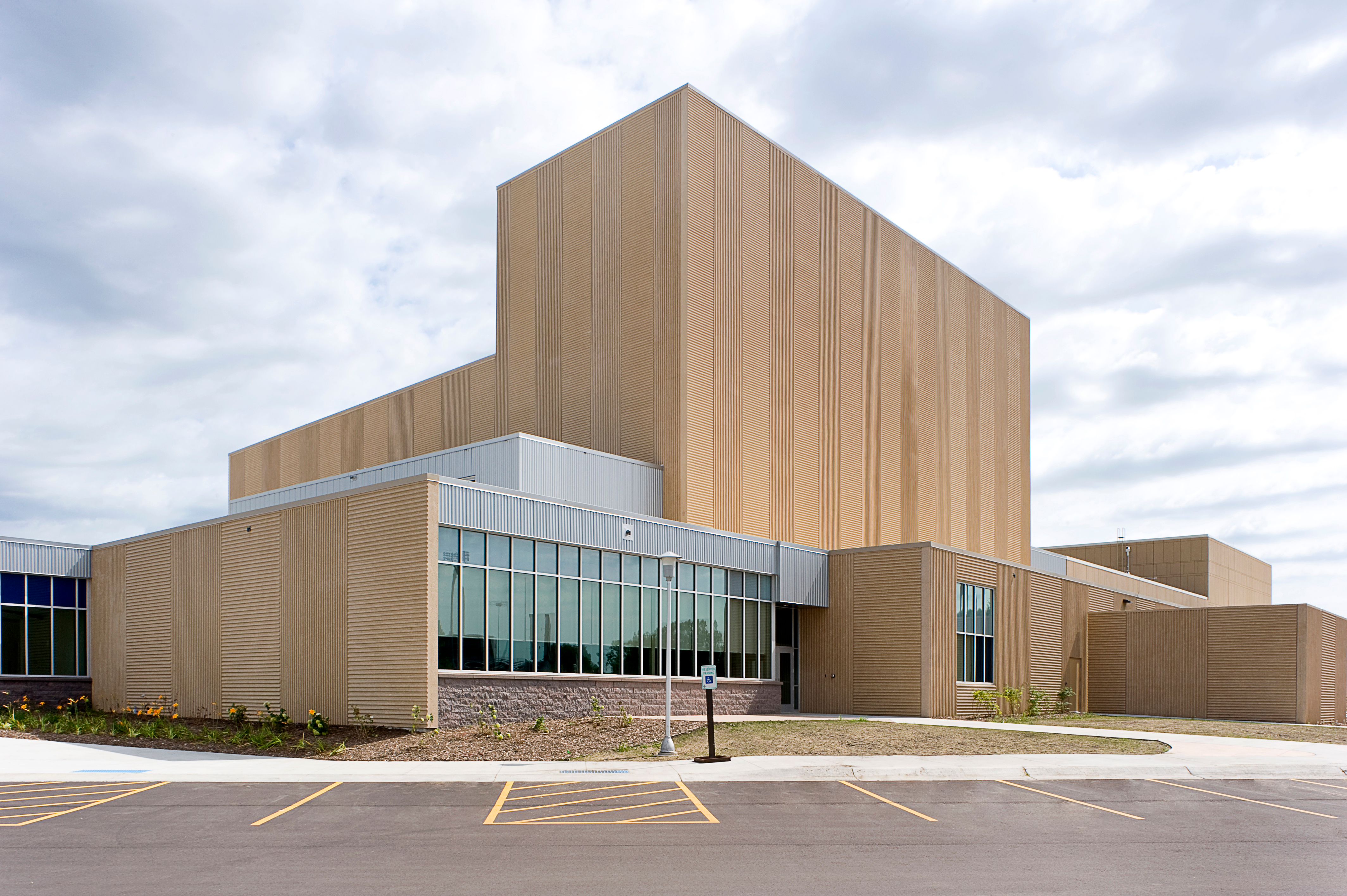 Oscar Larson Performing Arts Center | Brookings, SD | Gage Brothers