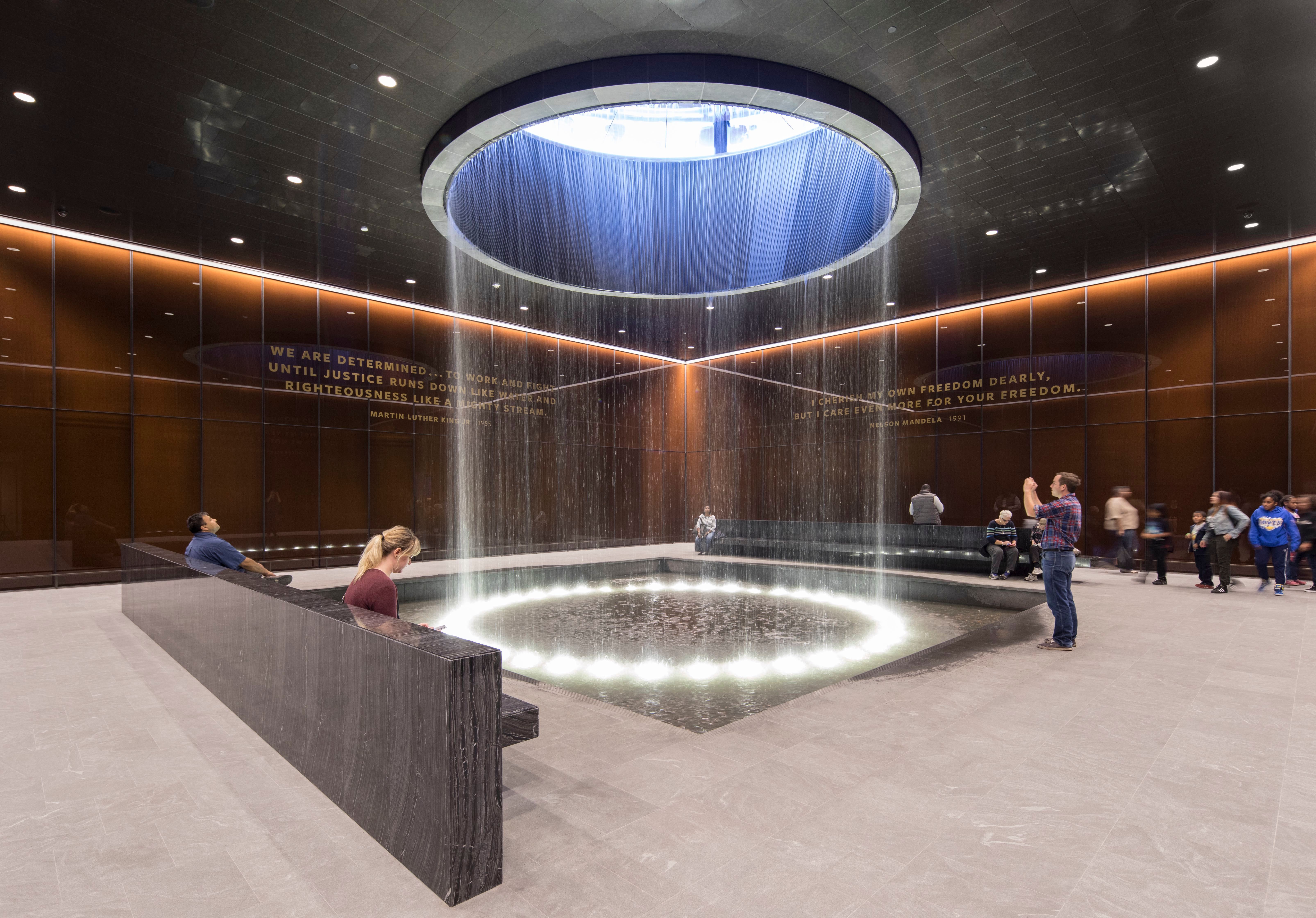 Contemplative Court - Smithsonian | Pure + FreeForm
