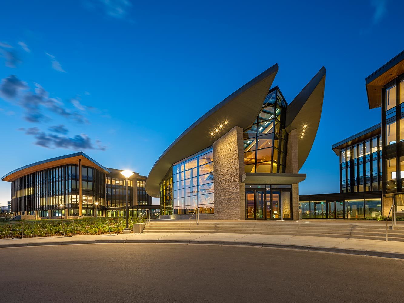 ATCO COMMERCIAL CENTRE – COMMONS BUILDING | Western Archrib