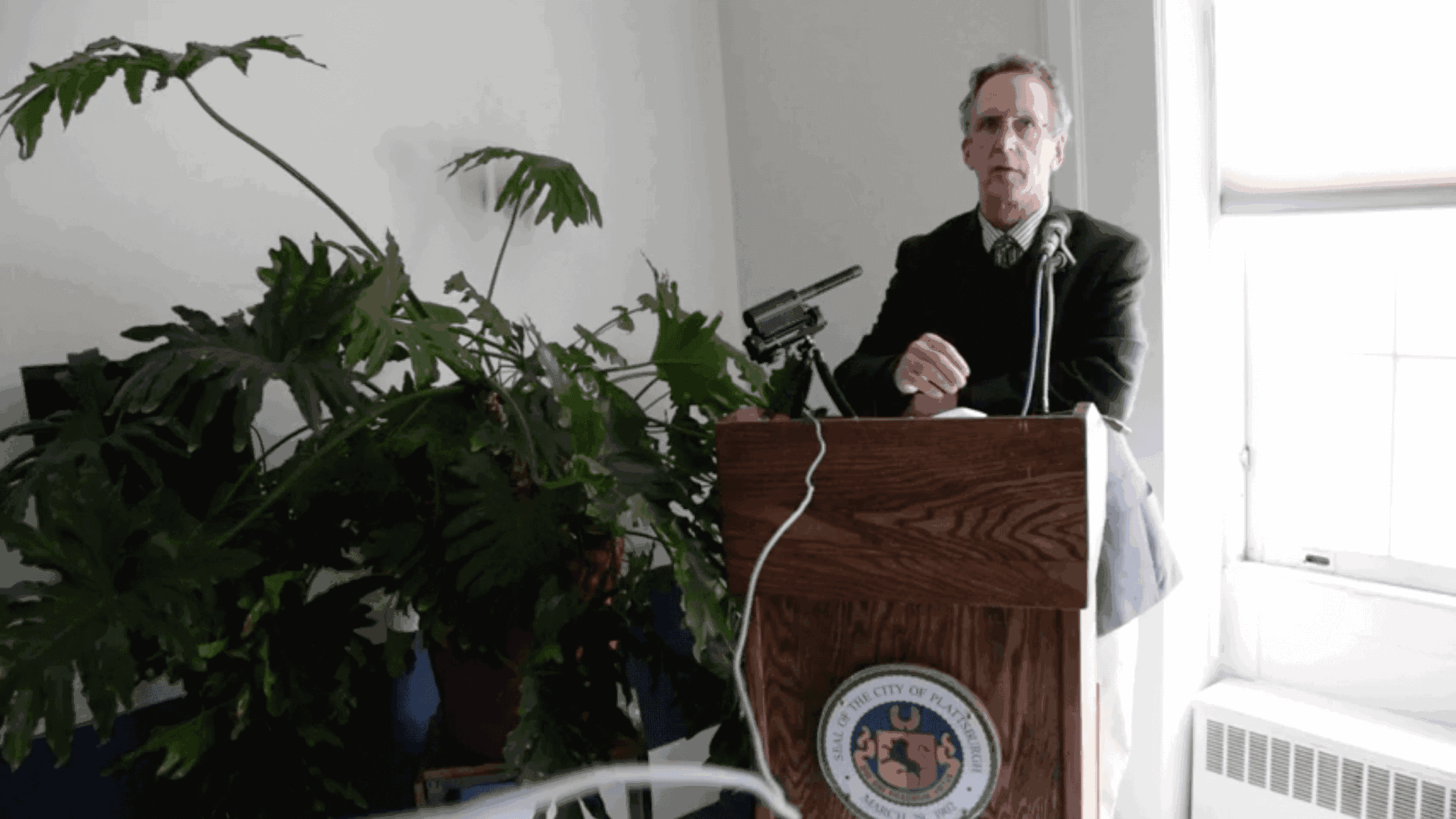Mayor Read Daily Briefing 04-09-20 — Mountain Lake PBS