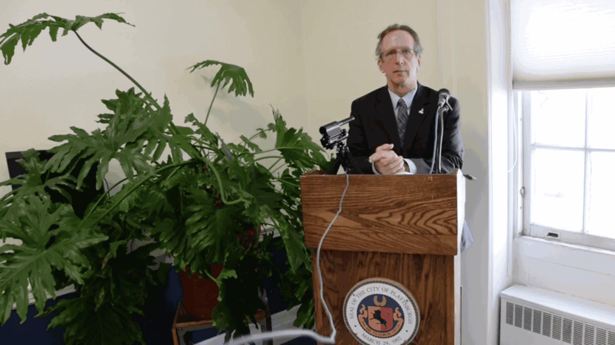 Mayor Read Daily Briefing 04-16-20 — Mountain Lake PBS