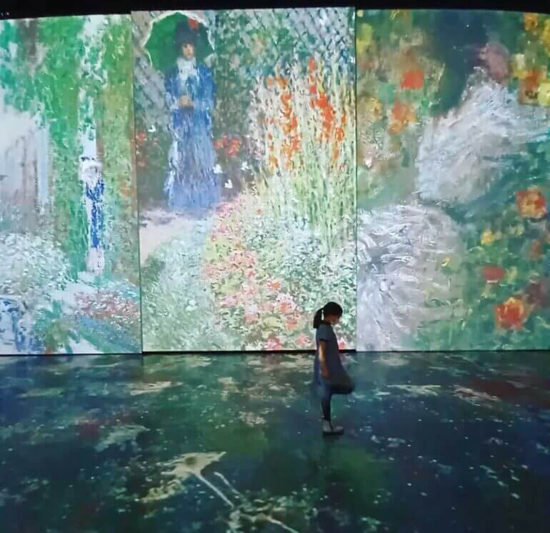 Imagine Monet – a luminous, immersive exhibit to discover this Holiday ...