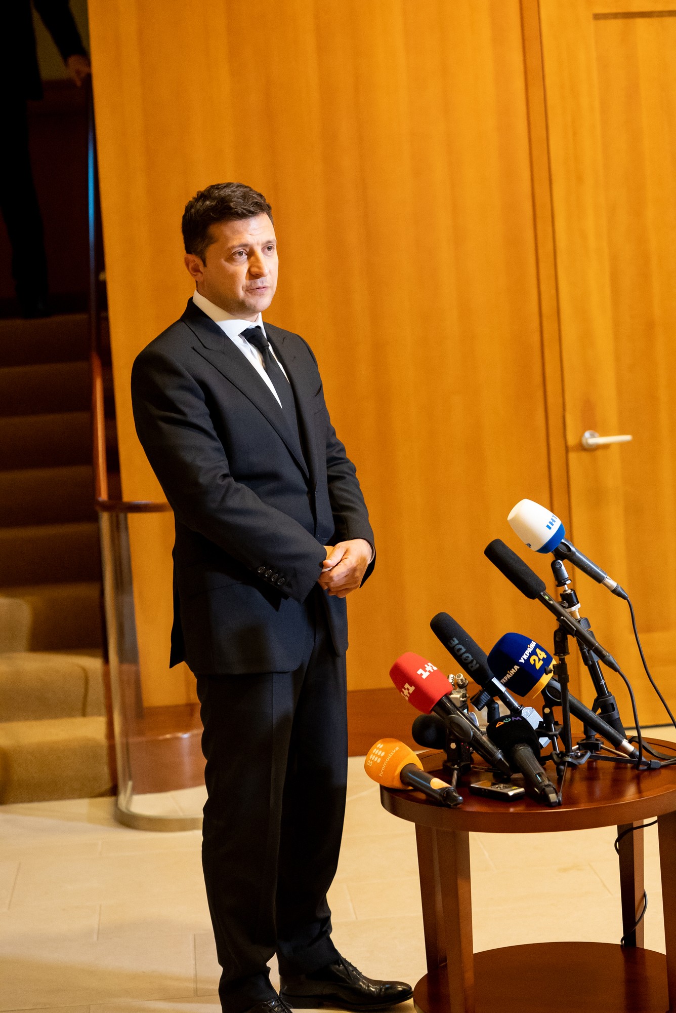 President Volodymyr Zelensky of Ukraine · George Washington's Mount Vernon