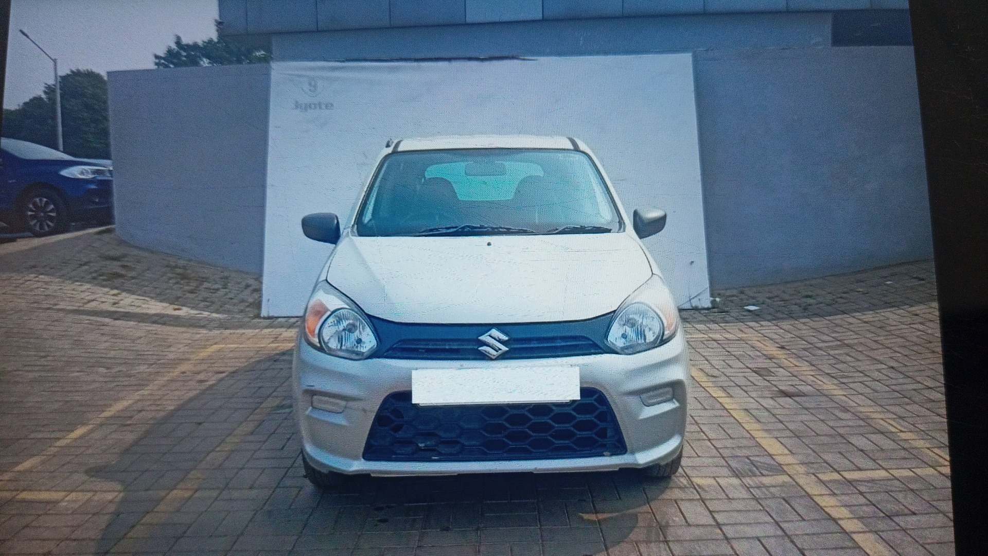 1 year warranty 3 free service