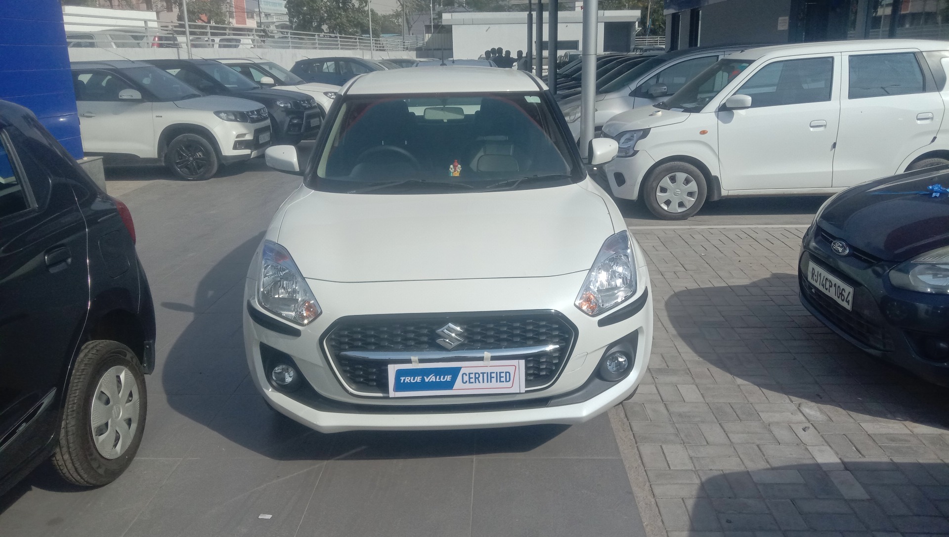 Used Maruti Suzuki Swift- Second Hand Swift Cars in India Online ...