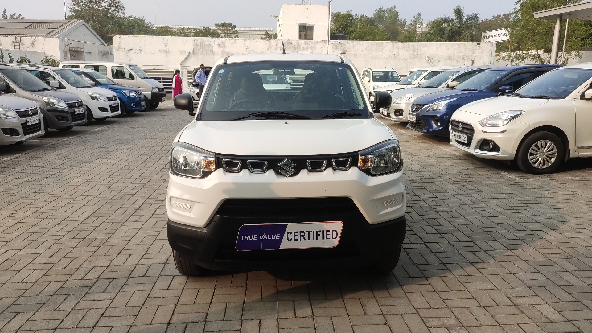 Buy Used/ Second Hand Cars in Nagpur online - True Value