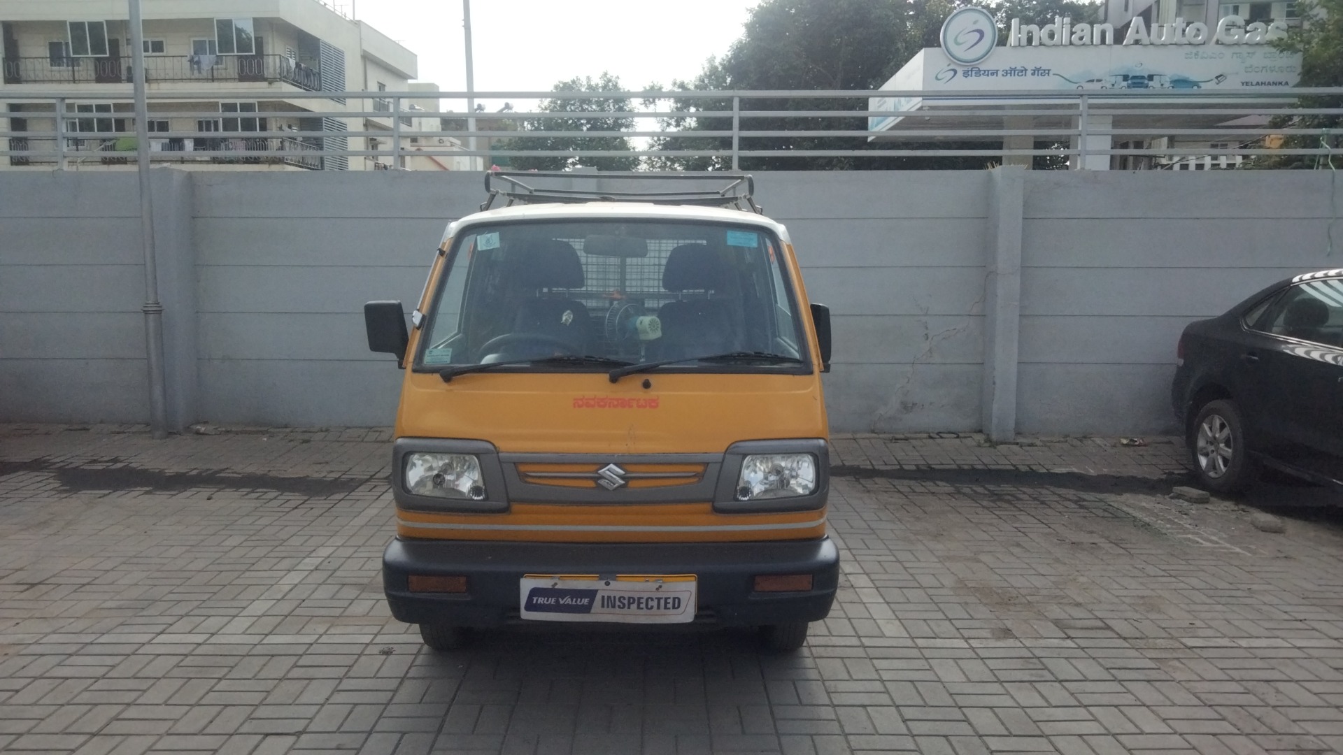 Buy Used/second hand Omni Cars in Bengaluru - True Value