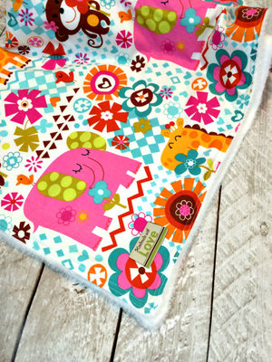 How to Make a Baby Blanket: 10 Baby Blanket Patterns for Sewing ...