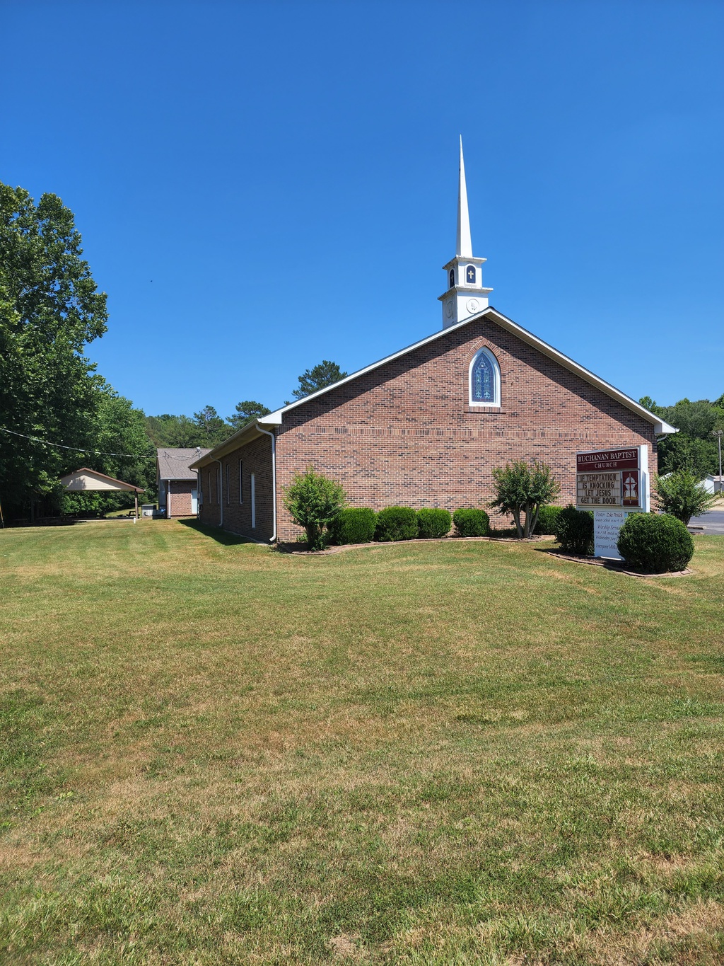 Buchanan Baptist Church - Buchanan Tennessee
