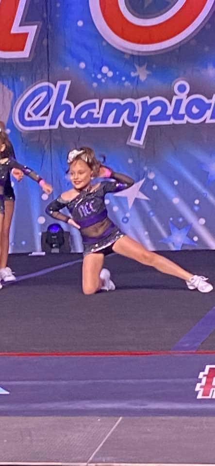 Advanced Cheer Crew - Photos