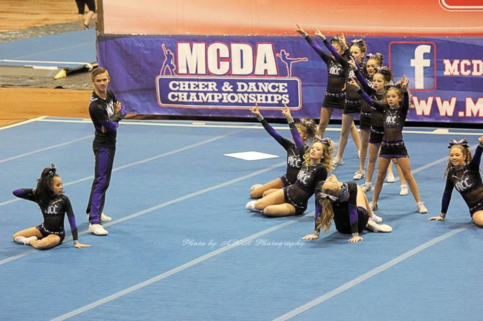 Advanced Cheer Crew - Photos