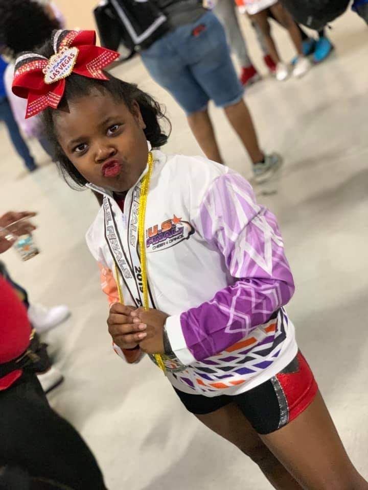Rosedale Tigers Cheer - Photos