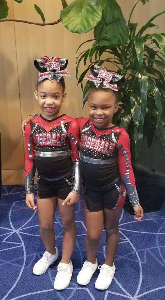 Rosedale Tigers Cheer - Photos