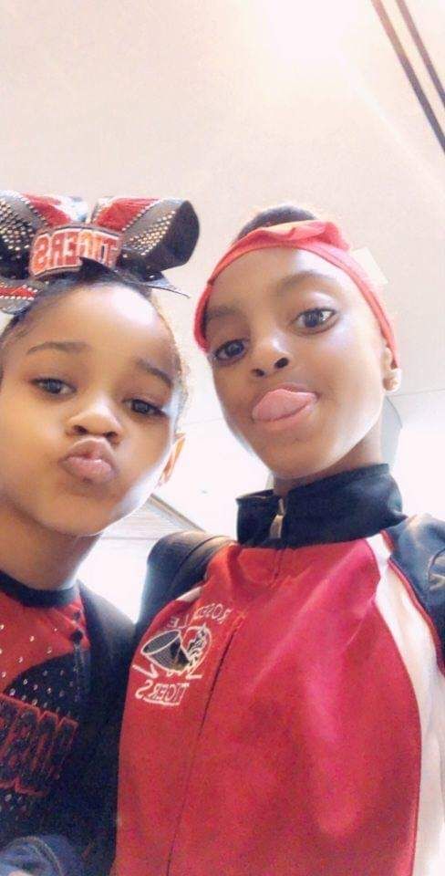 Rosedale Tigers Cheer - Photos