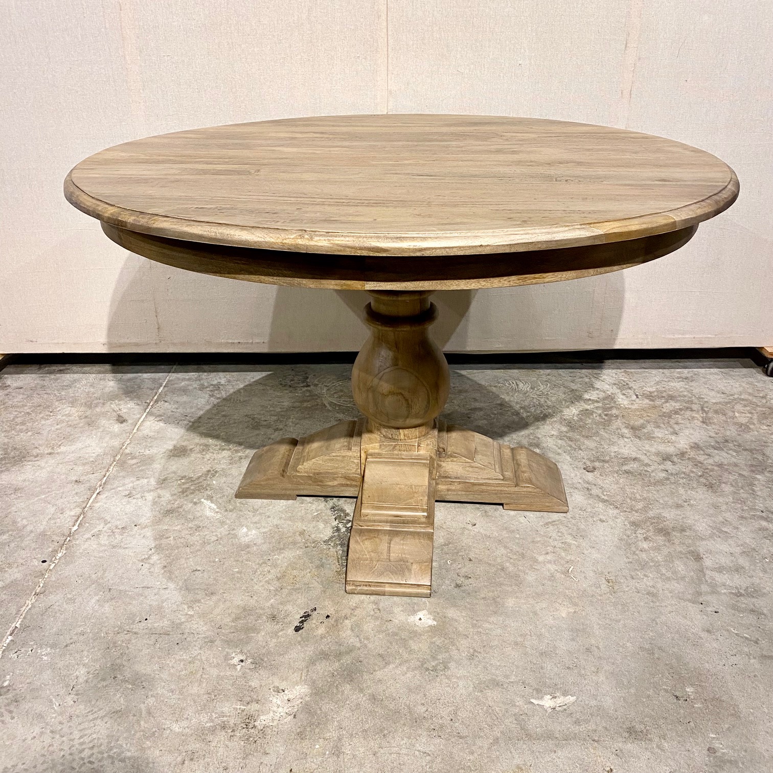 Round Pedestal Table - Nadeau Charleston