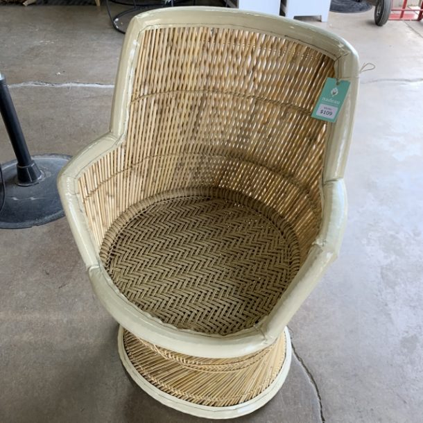 Muda Chair - Nadeau Dallas