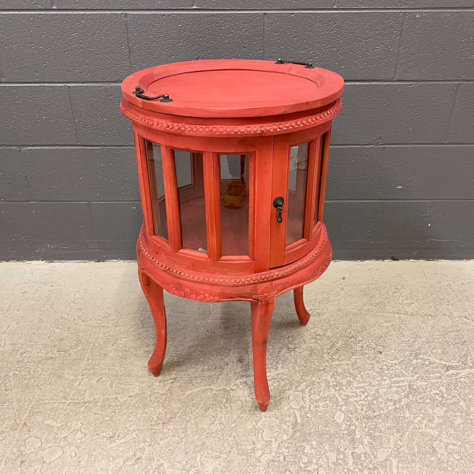 Round Tea Table - Nadeau Nashville