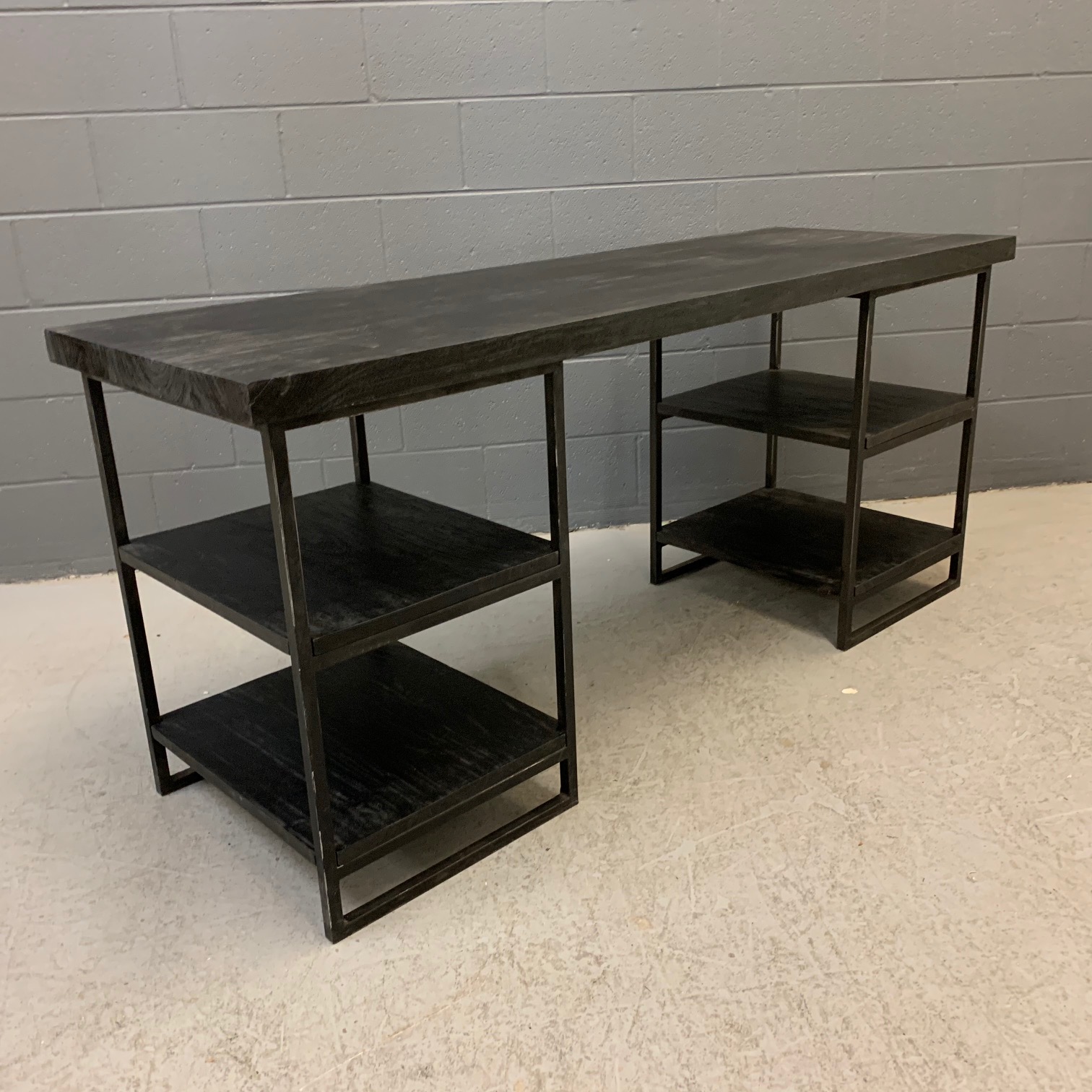 Urban Desk - Nadeau Nashville