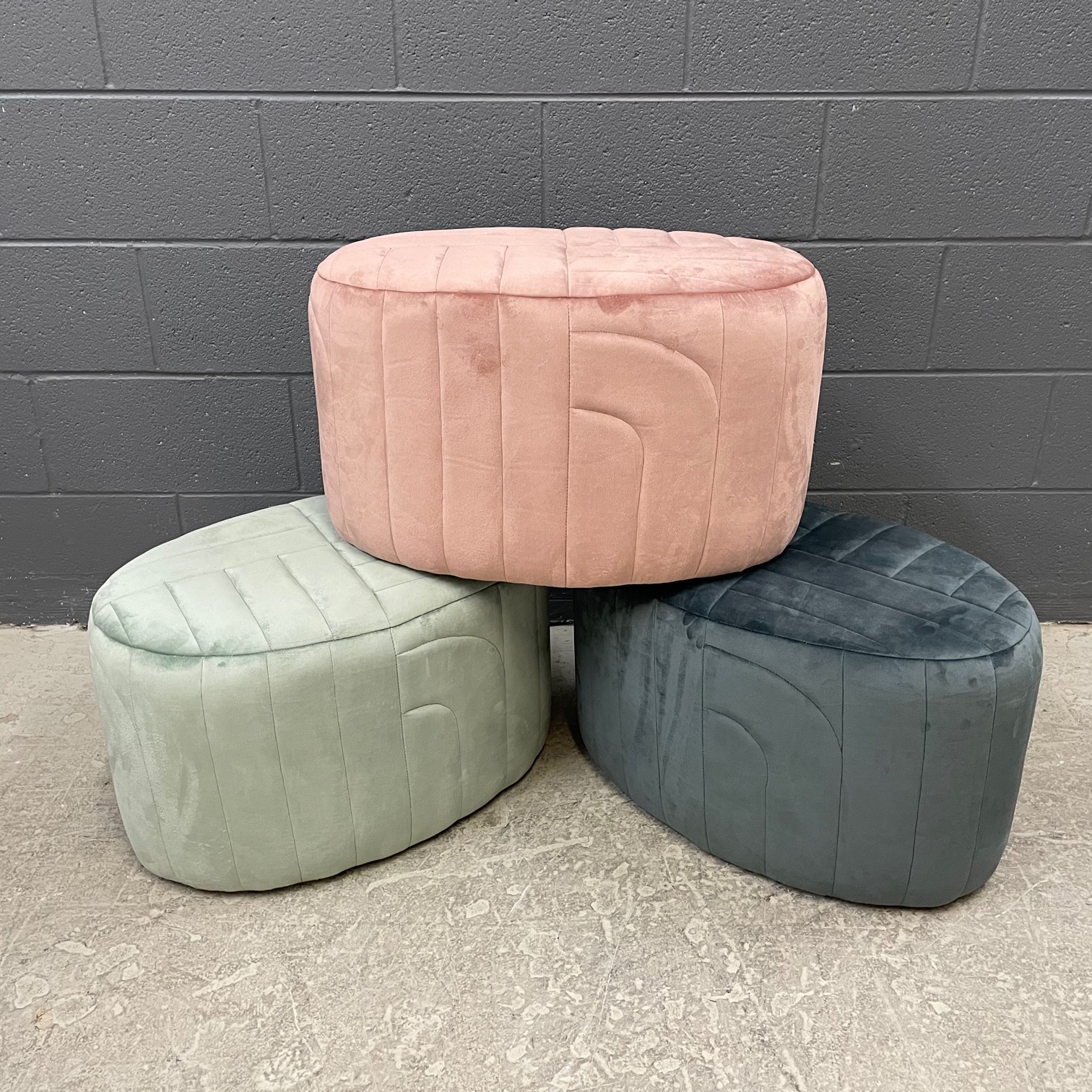 Laluin Oval Pouf - Nadeau Nashville